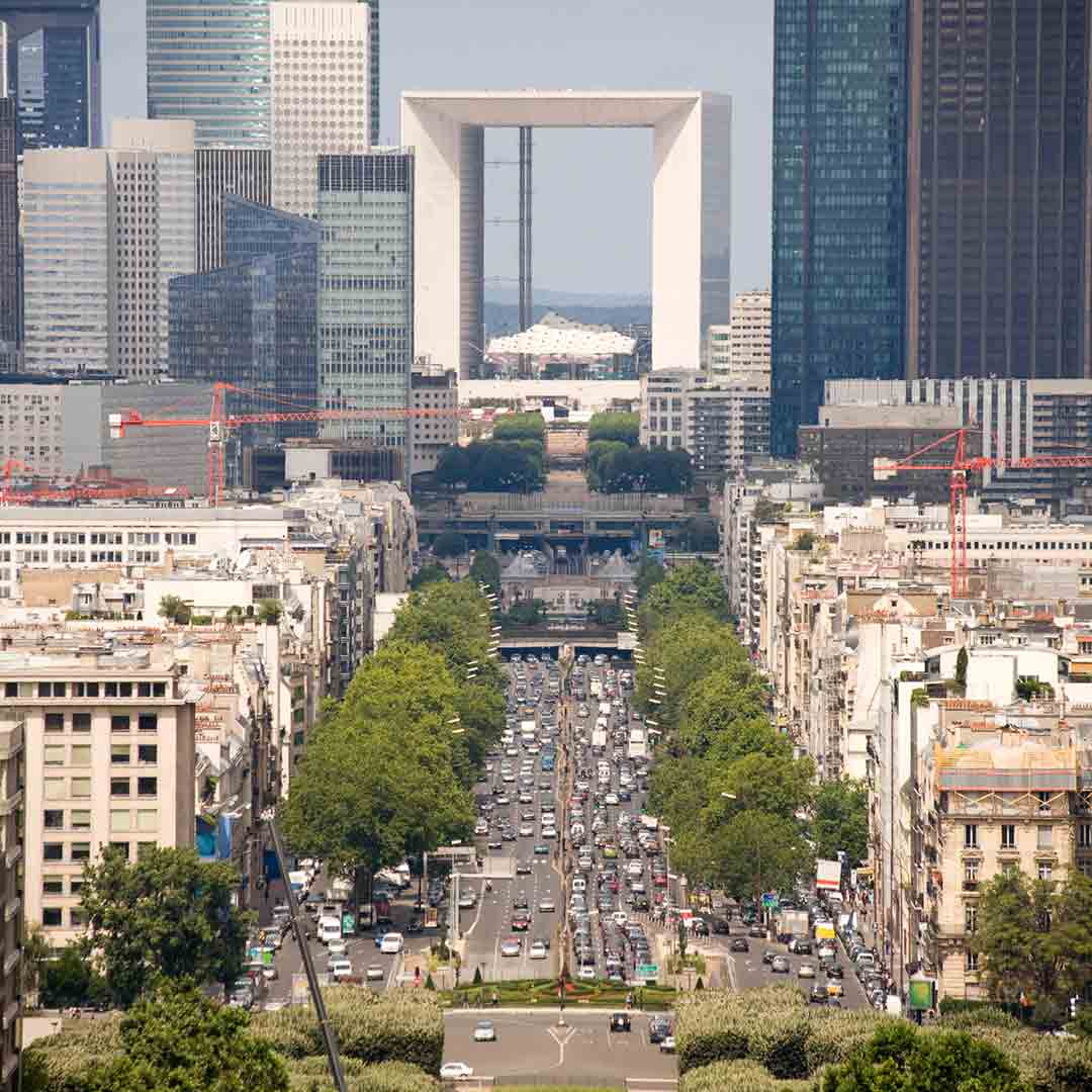 La Defense Guided Tour for School Trips to Paris