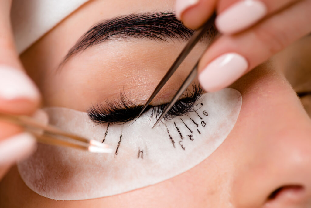3 Jenis Style Sambung Bulu Mata Favorit Di Salon Eyelash Terdekat ...
