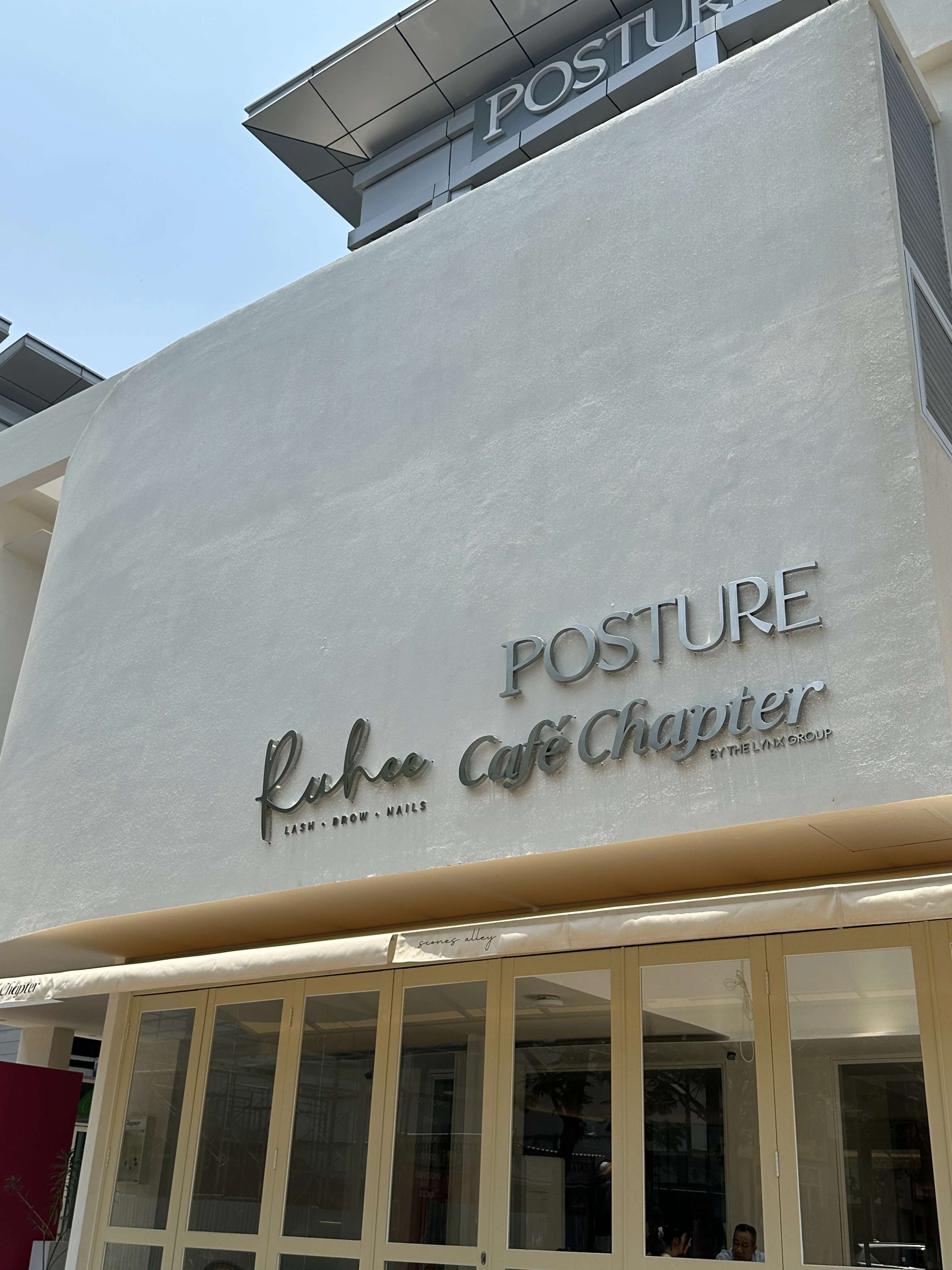 Dihadiri Artis dan Influencer, Intip Grand Opening Ruhee Flagship Store ...