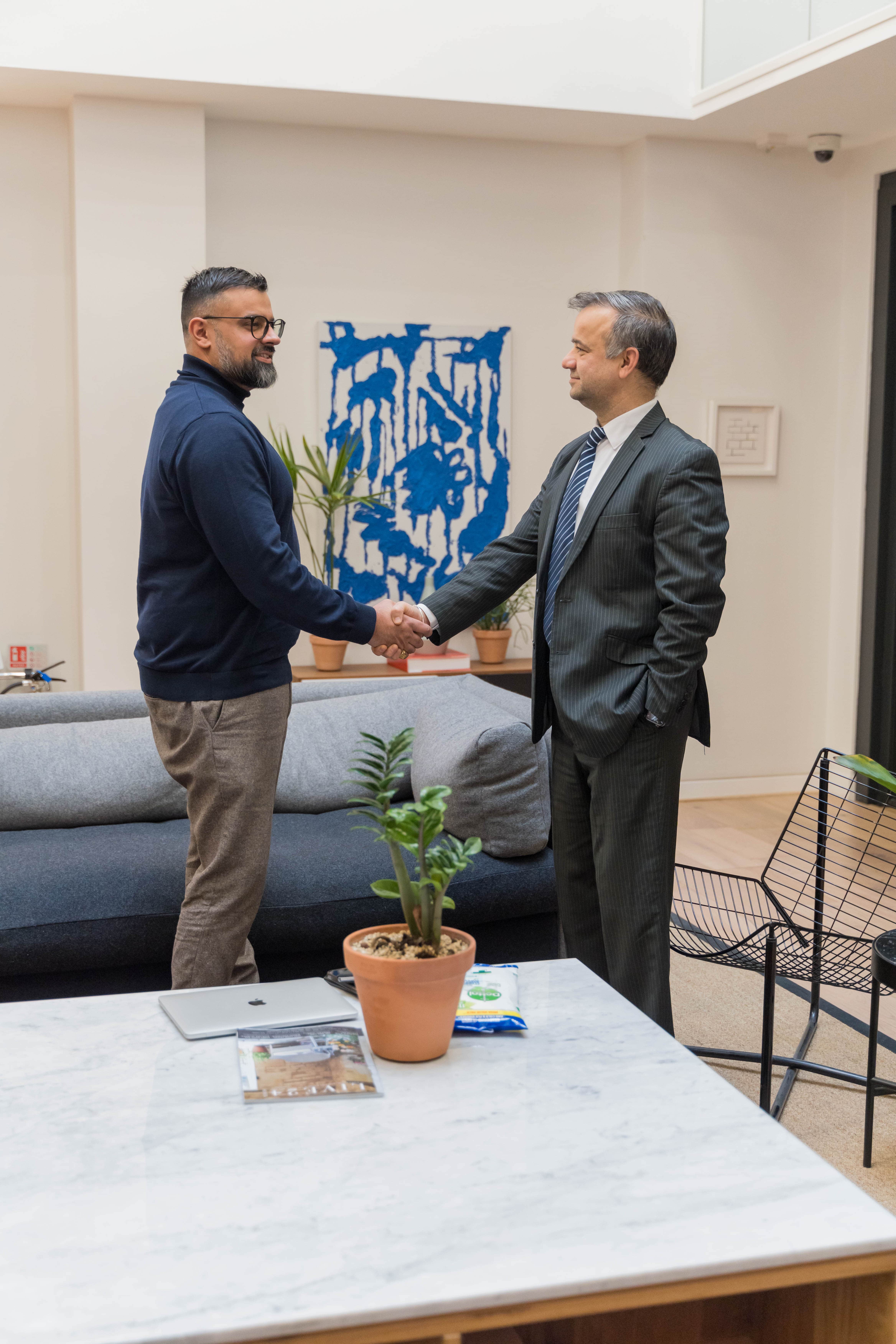 How to Encourage Customers to Buy Your Product | Creative Ideaz