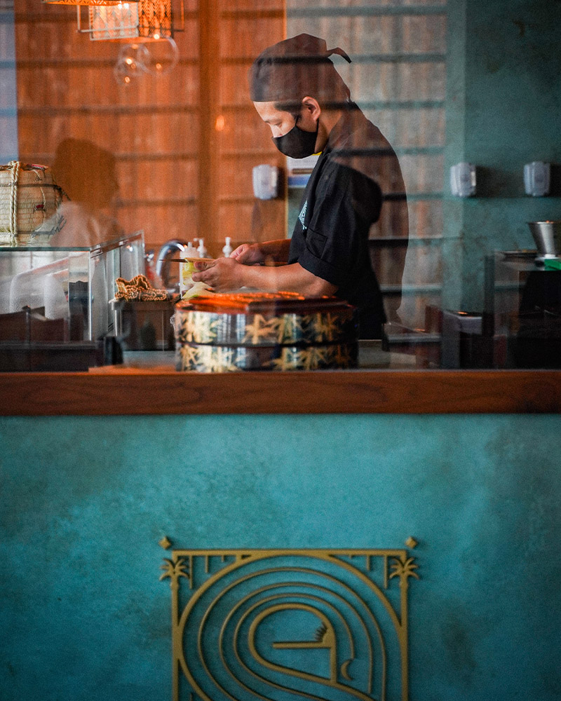 About : Leen's Casual to Gourmet