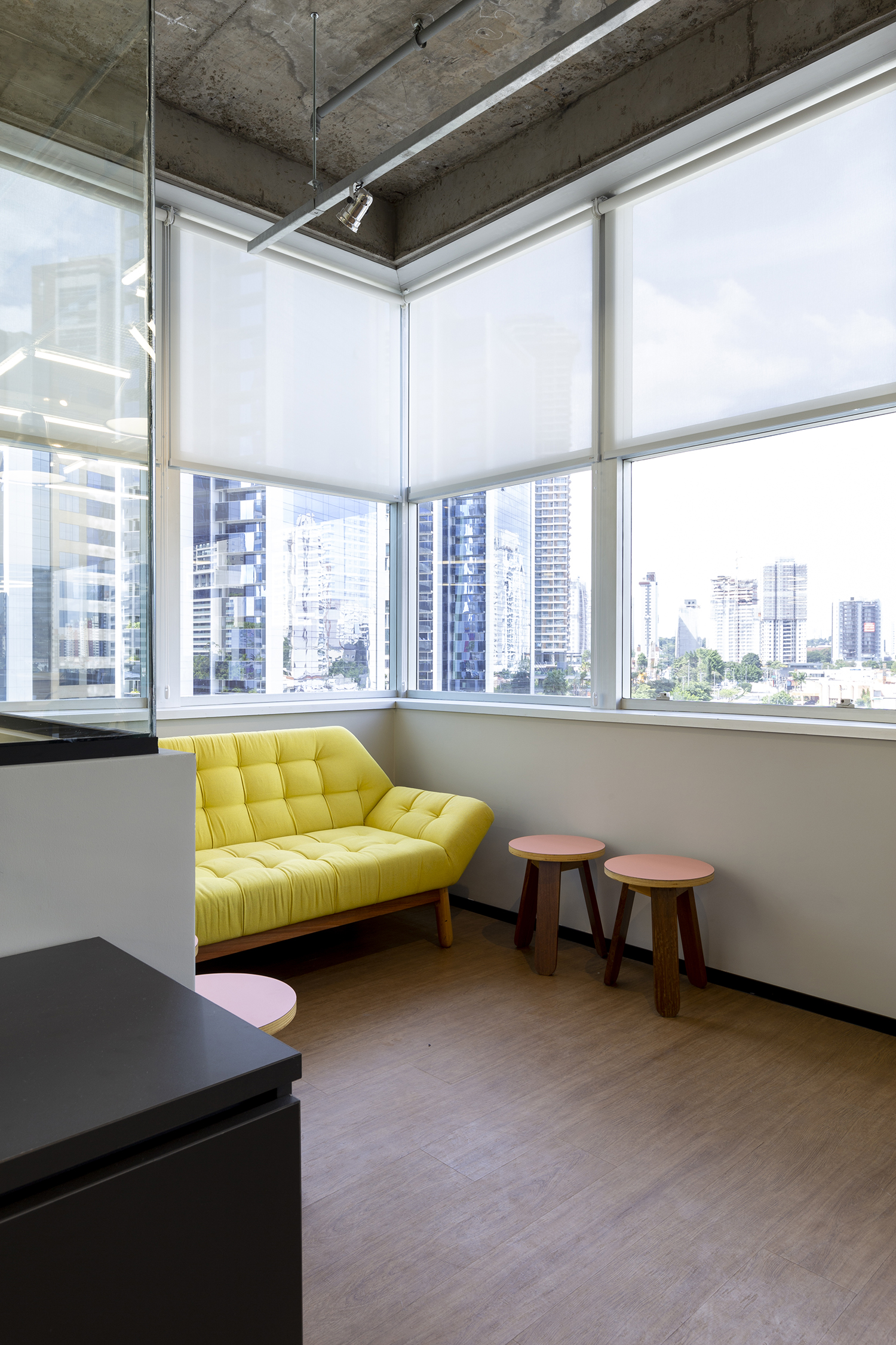 Nimbi, Corporativo | Studio L