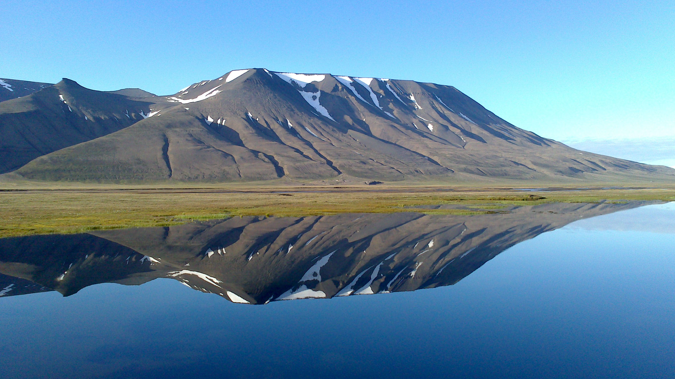 Lindholmhøgda Hiking | Poli Arctici