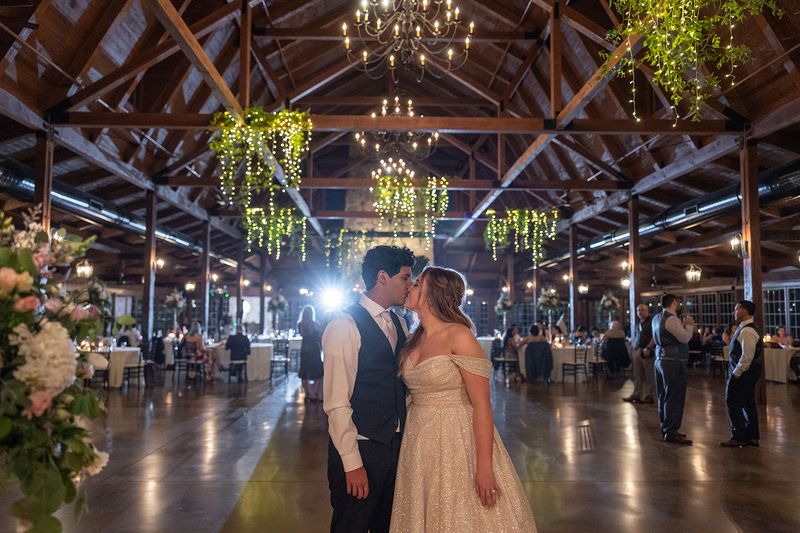 Photo Gallery | Orchard Ridge Farms Wedding Venue