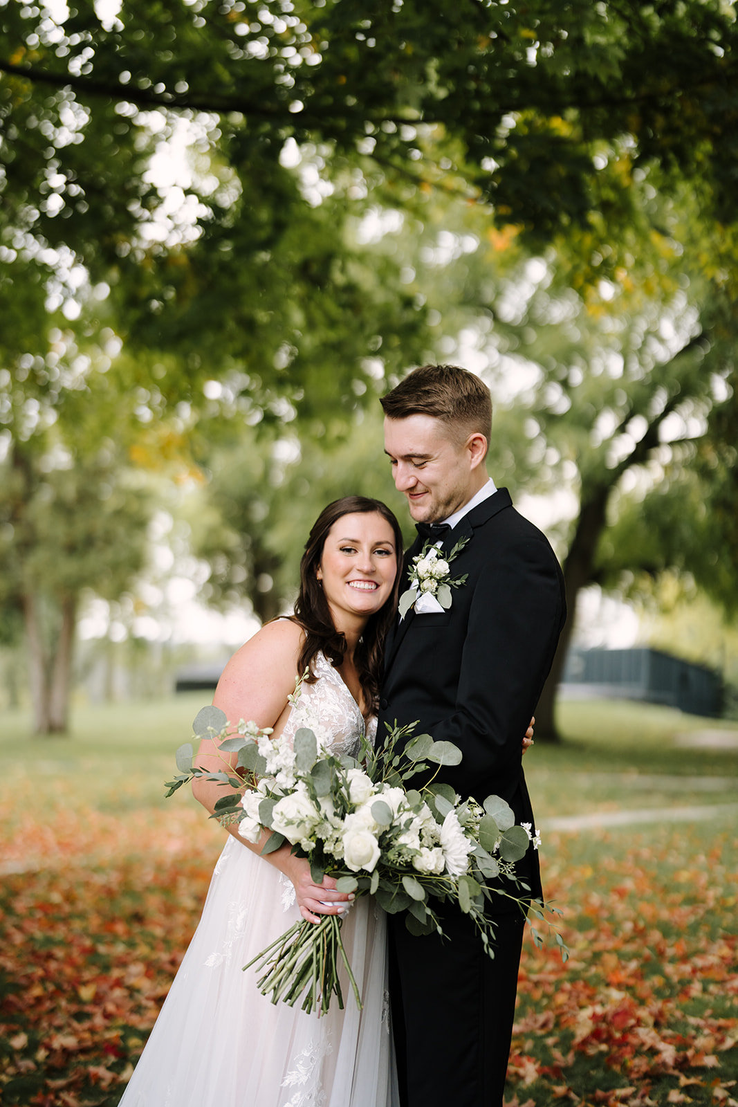 Mariah & Matt | Photo Gallery Villa Maria MN