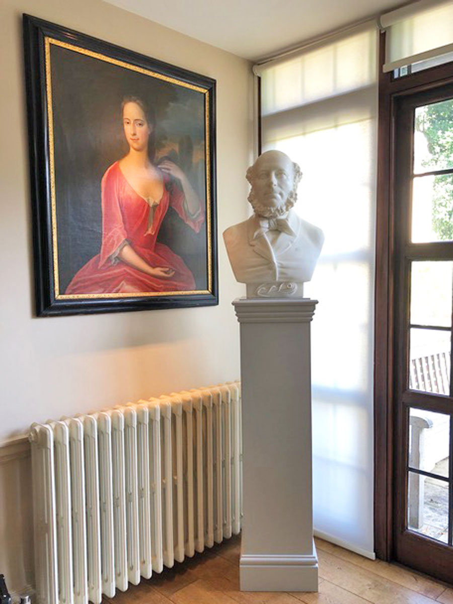 Art and Sculpture Display Plinths - Plinths and Pedestals