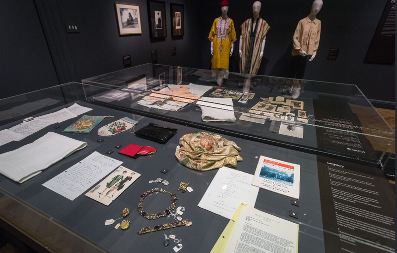 Museum Display Cases & Cabinets - Exhibition Cases