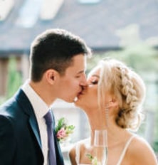 The Best Digital Guestbook for Weddings | Easy & Free