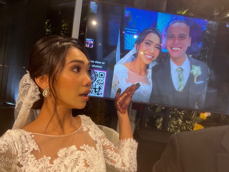 The Best Digital Guestbook for Weddings | Easy & Free