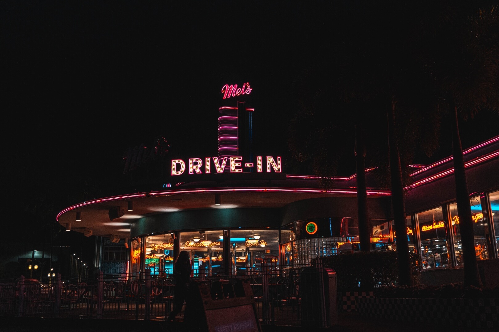 Unique Cafe Ideas: 9 Fun Ideas to Make Your Cafe Pop