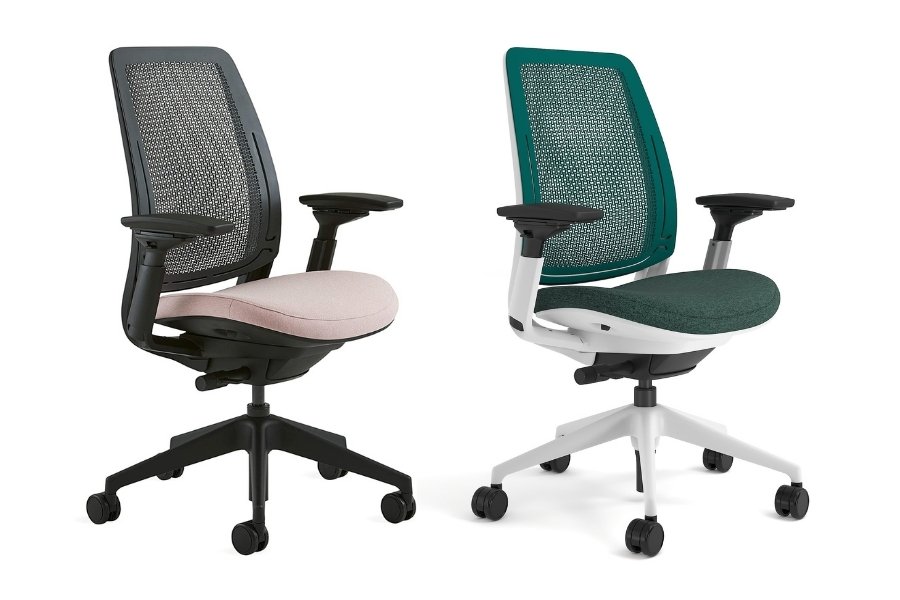 10 Best Chairs For Graphic Designers
