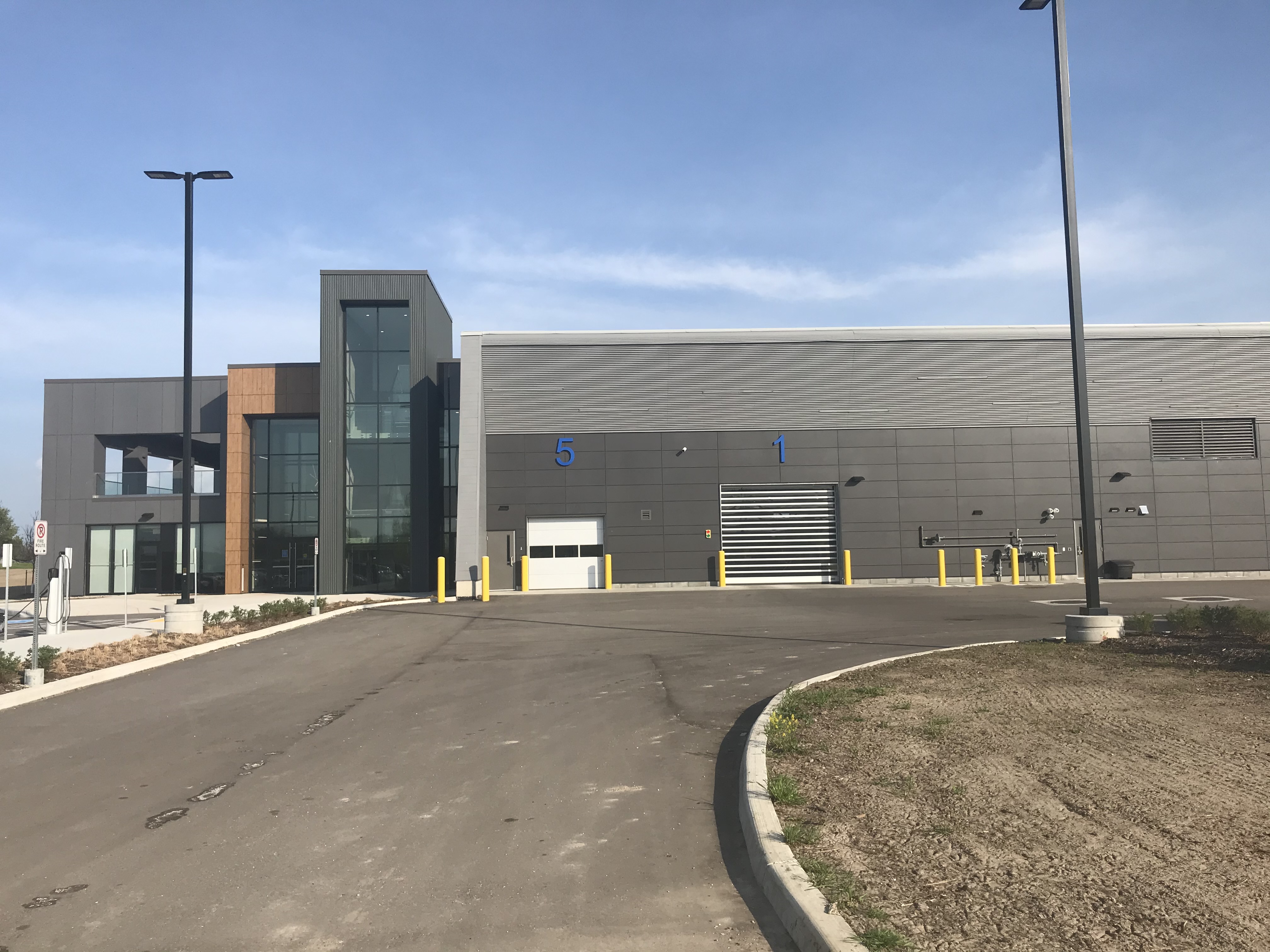 Waterloo Paramedic Services Headquarters | ARCNOVA