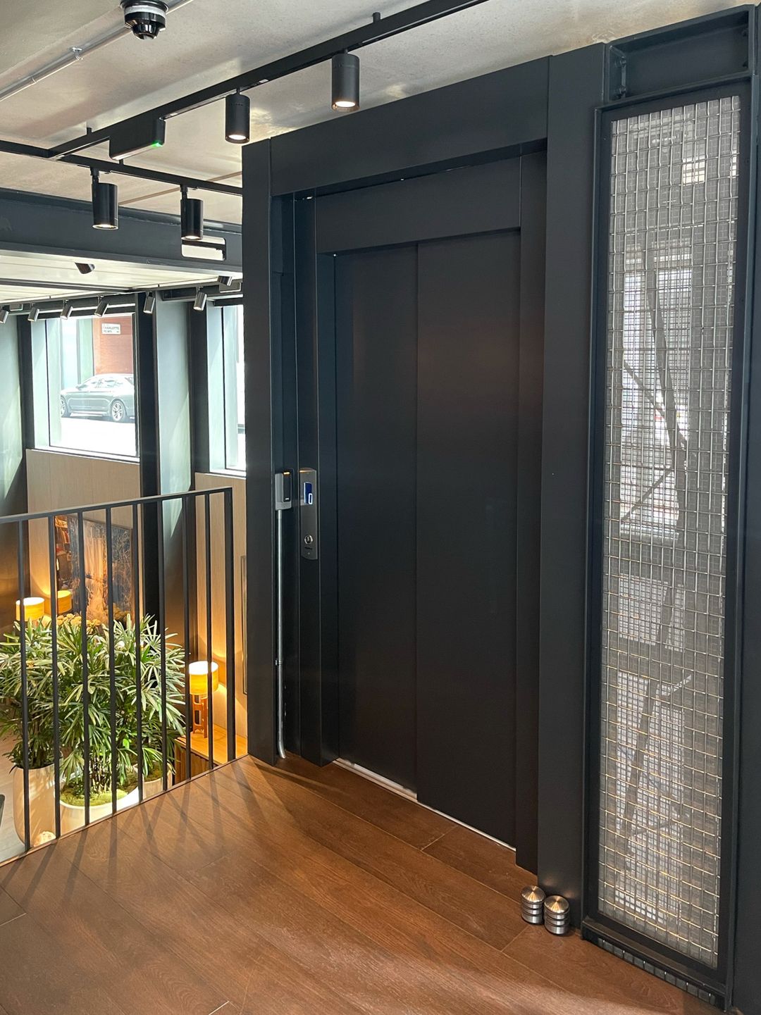 Charlotte Street Public Lift