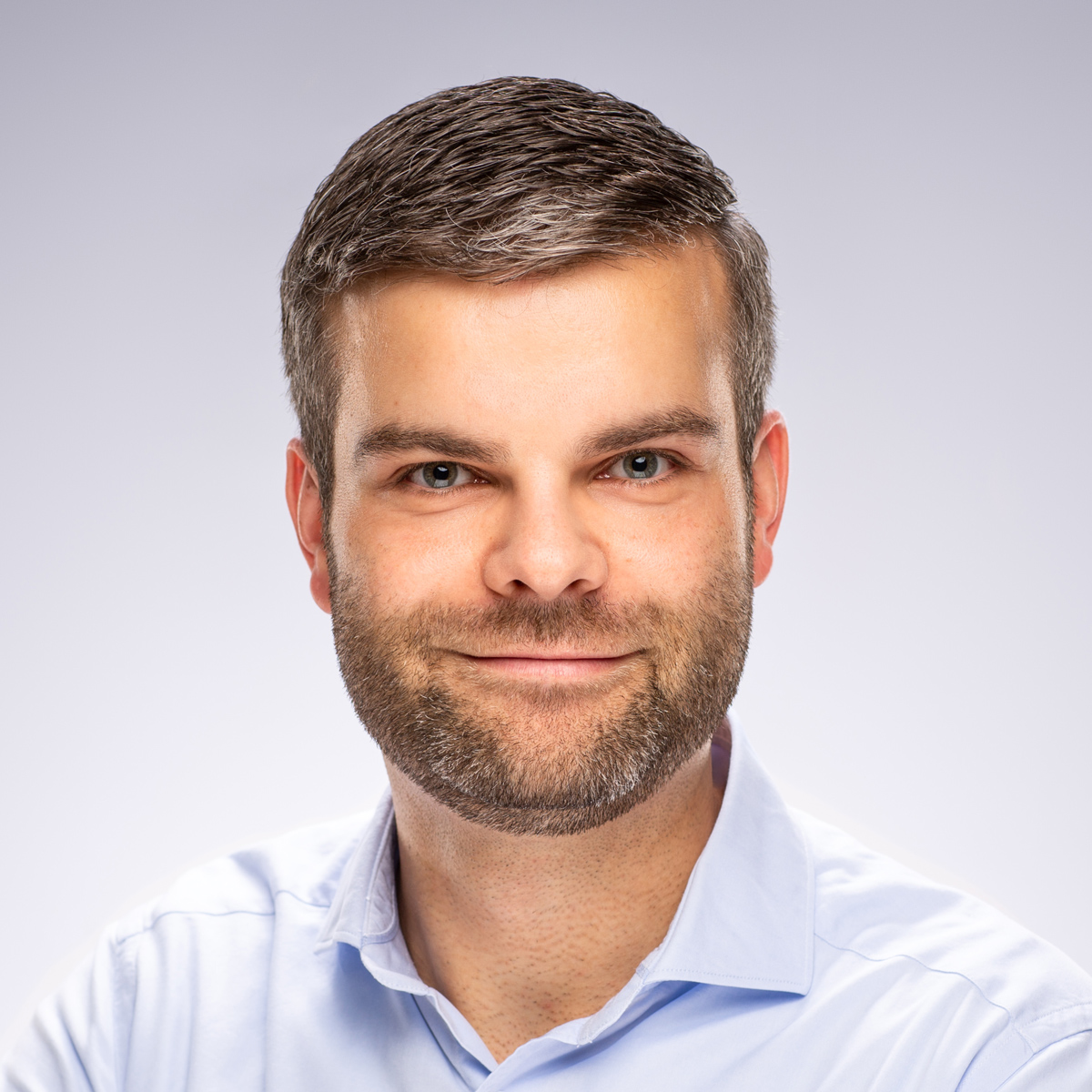 Mit Johannes Herzog Kontakt aufnehmen - Hafven