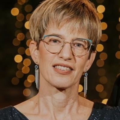 Etsy Seller Interview with Liora of LioraBJewelry