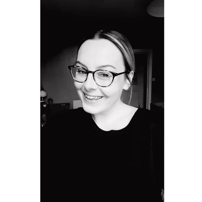 Etsy Seller Interview with Sorcha of hookedandhung