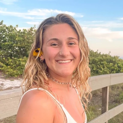 Etsy Seller Interview with Omelia of OKNecklace