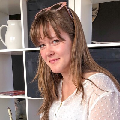 Etsy Seller Interview with Brooke of BrookeJadeStudio
