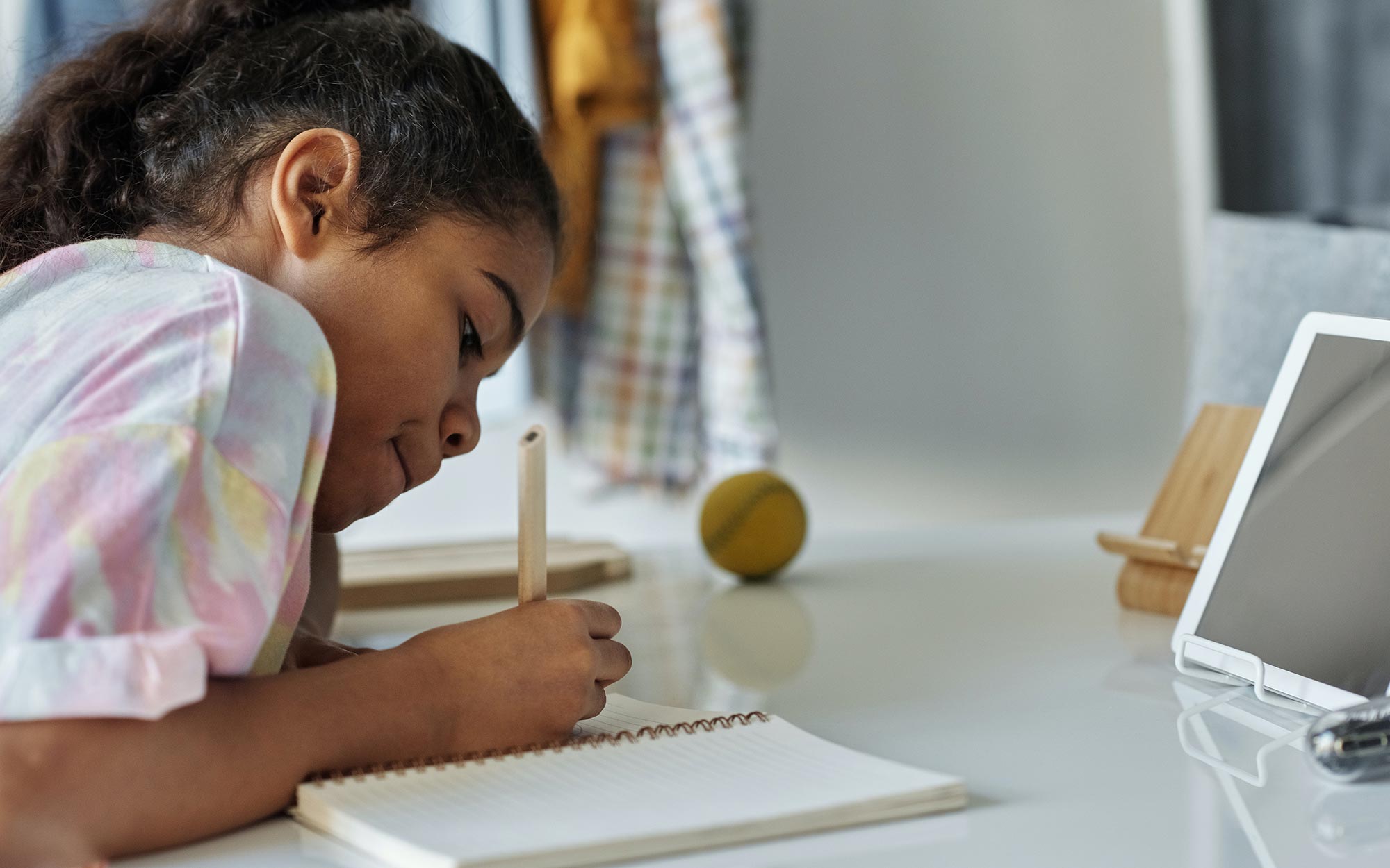 7 entertaining and educational challenges for kids to try | Sawyer Blog