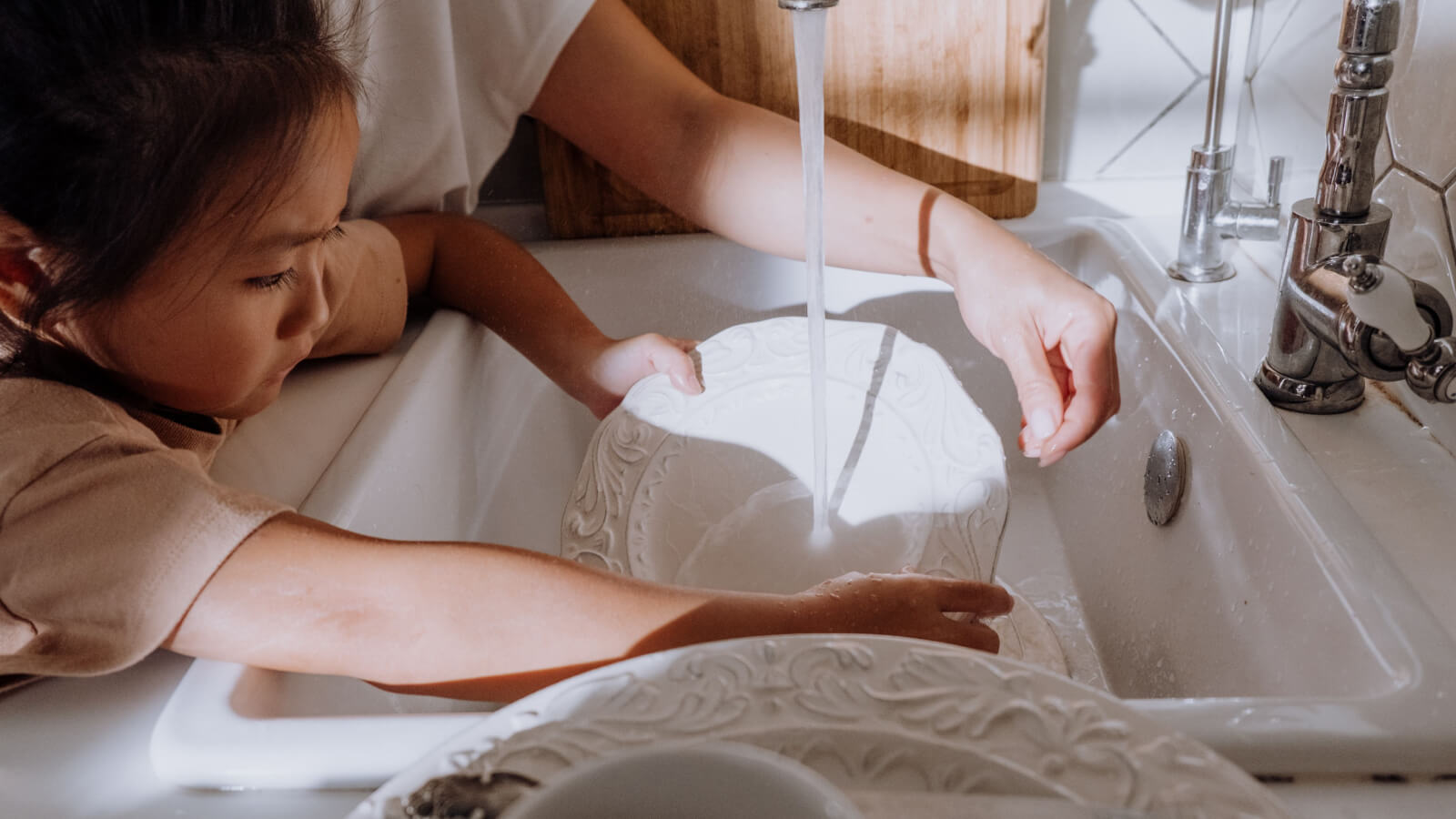 5 ways to boost your child’s sense of autonomy & independence | Sawyer Blog