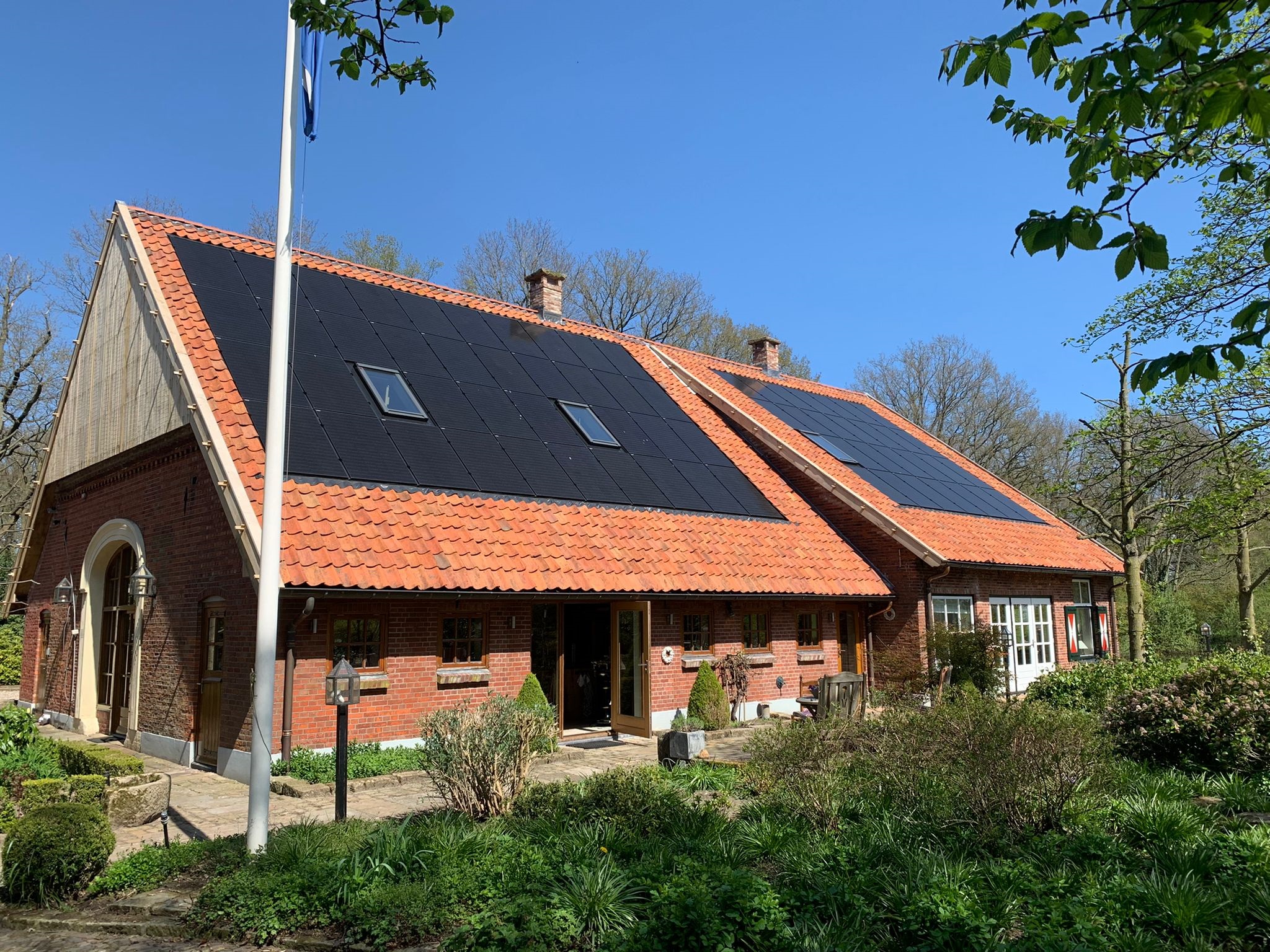 23 kWp in Nutter Oost Nederland 🌞 Agro-NRG