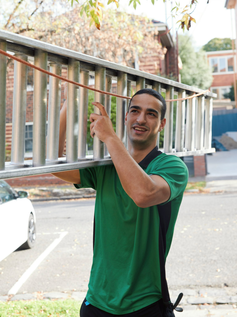 Melbourne Gutter Cleaners | Domesitc & Commercial Cleaning