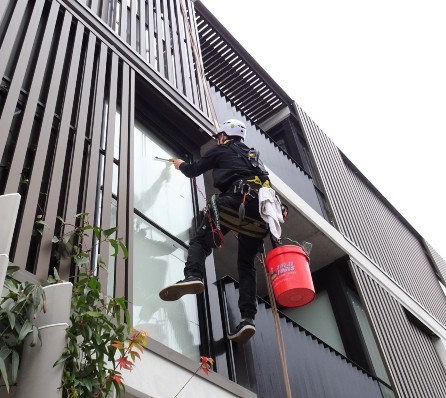 Apartment Window Cleaning Melbourne | Window Cleaners