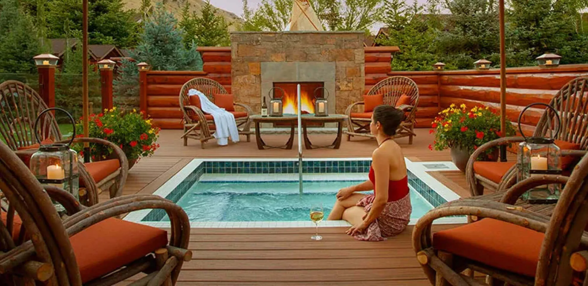 Custom Spas Dell Outdoor | Relax the Body and Mind