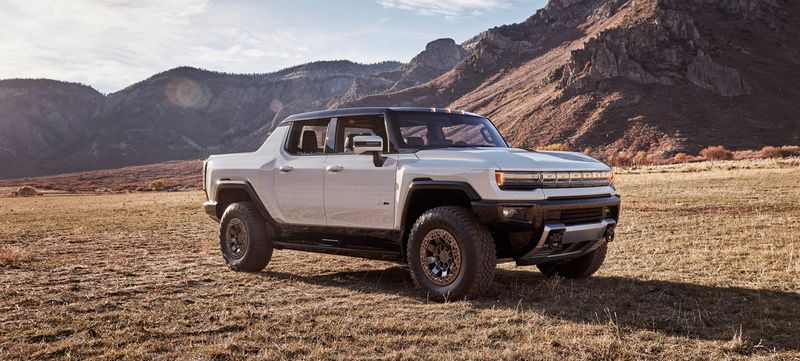 2022 GMC Hummer EV Fast Facts