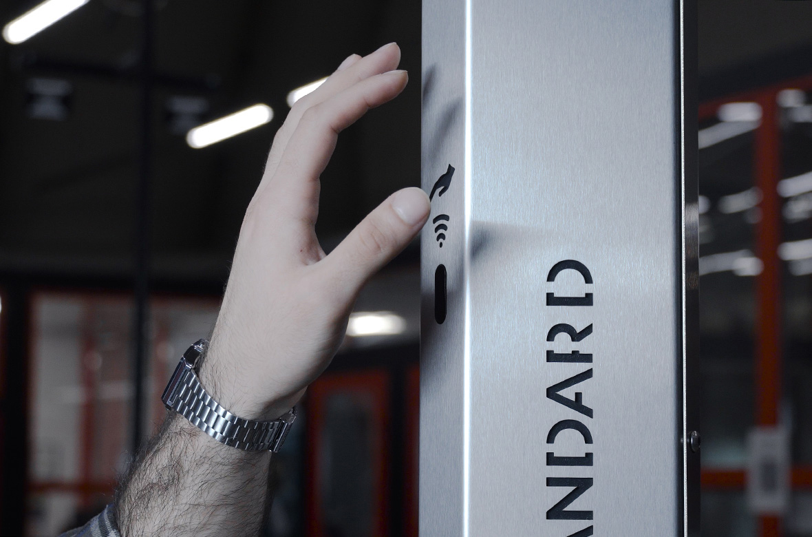 A multifunction gate with an innovative bactericidal disinfection system