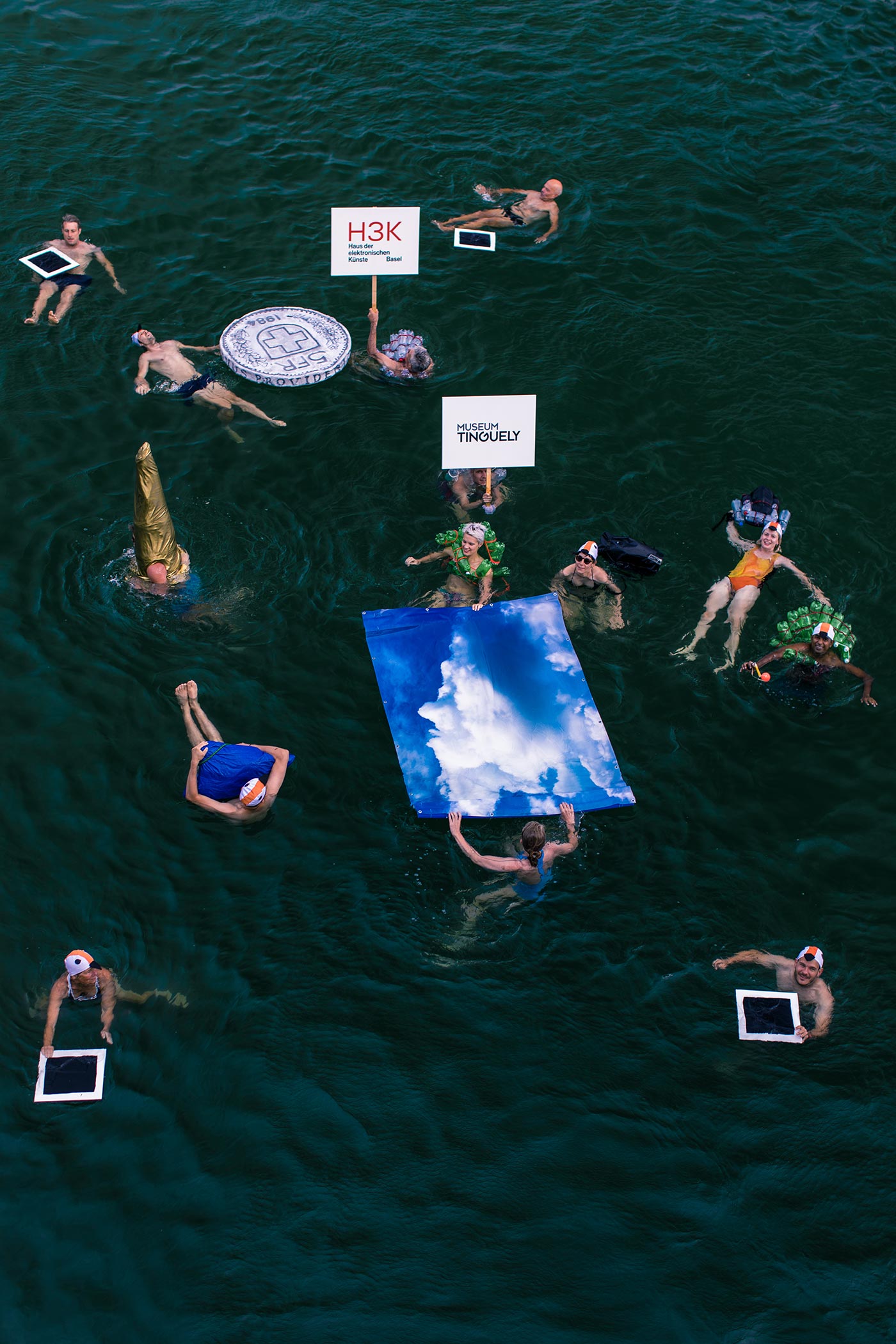 Water Yump – Ein schwimmendes Ensemble von Thomas Geiger