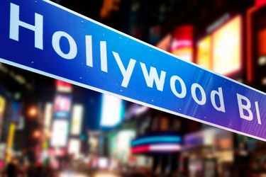 5 Fun Things to Do in Hollywood at Night