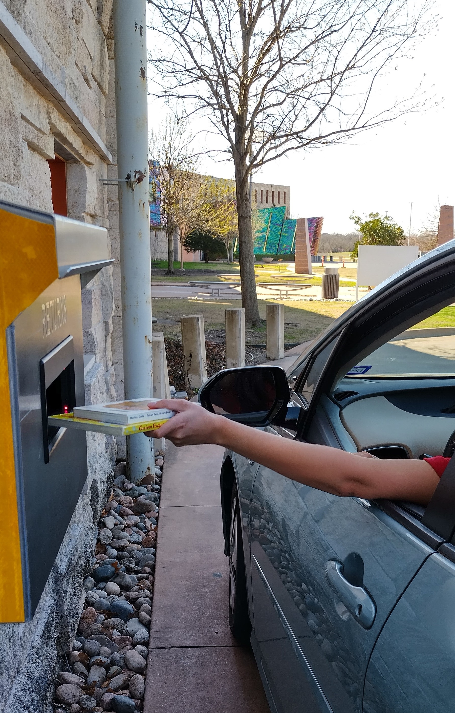 totalAMH Delivers for Patrons and Staff at Smith Library (Wylie, TX)