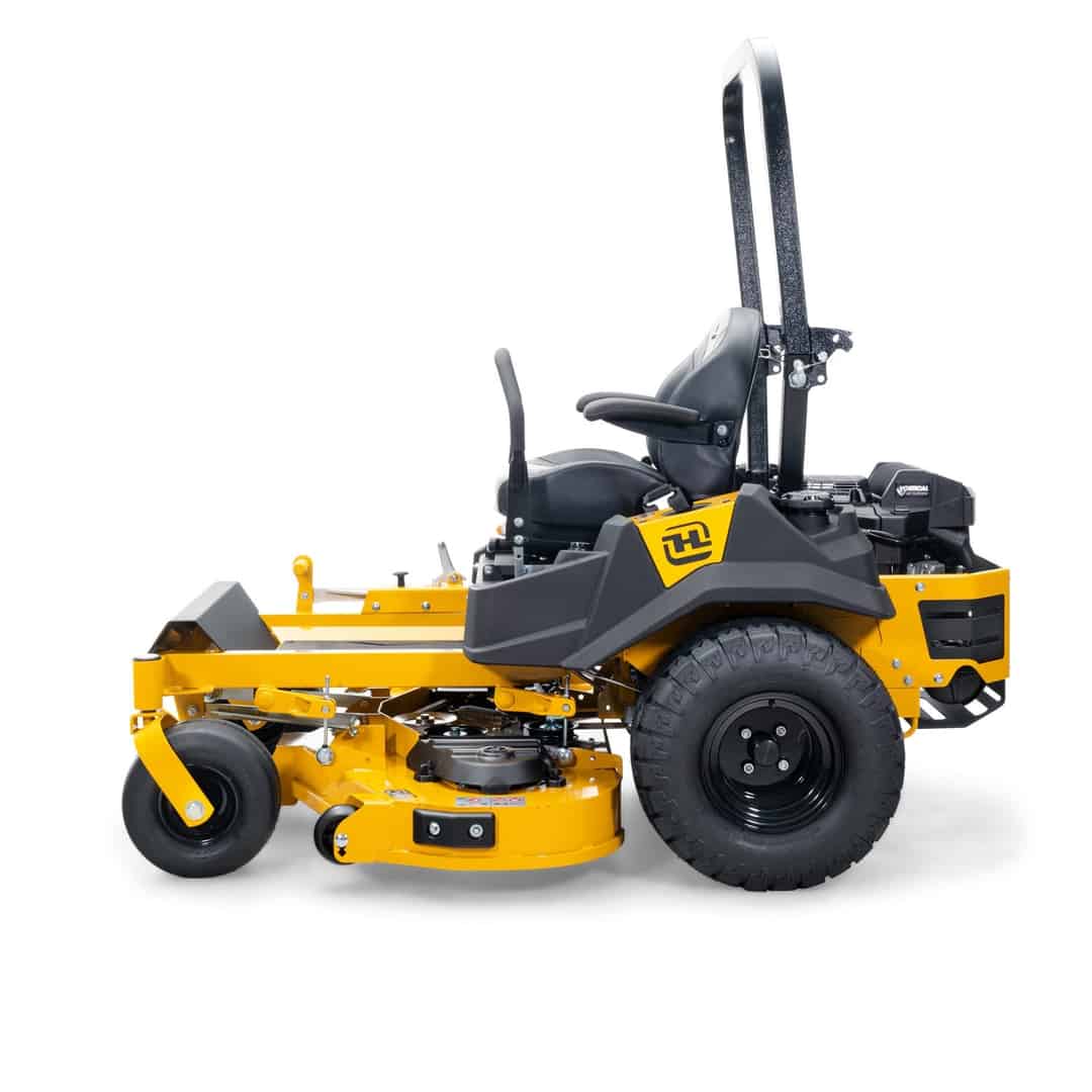 Hustler FasTrak® | Commercial Zero-Turn Mower