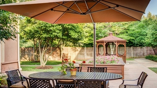 Assisted Living Virginia | Falcons Landing