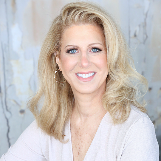 Axios - Editorial Team