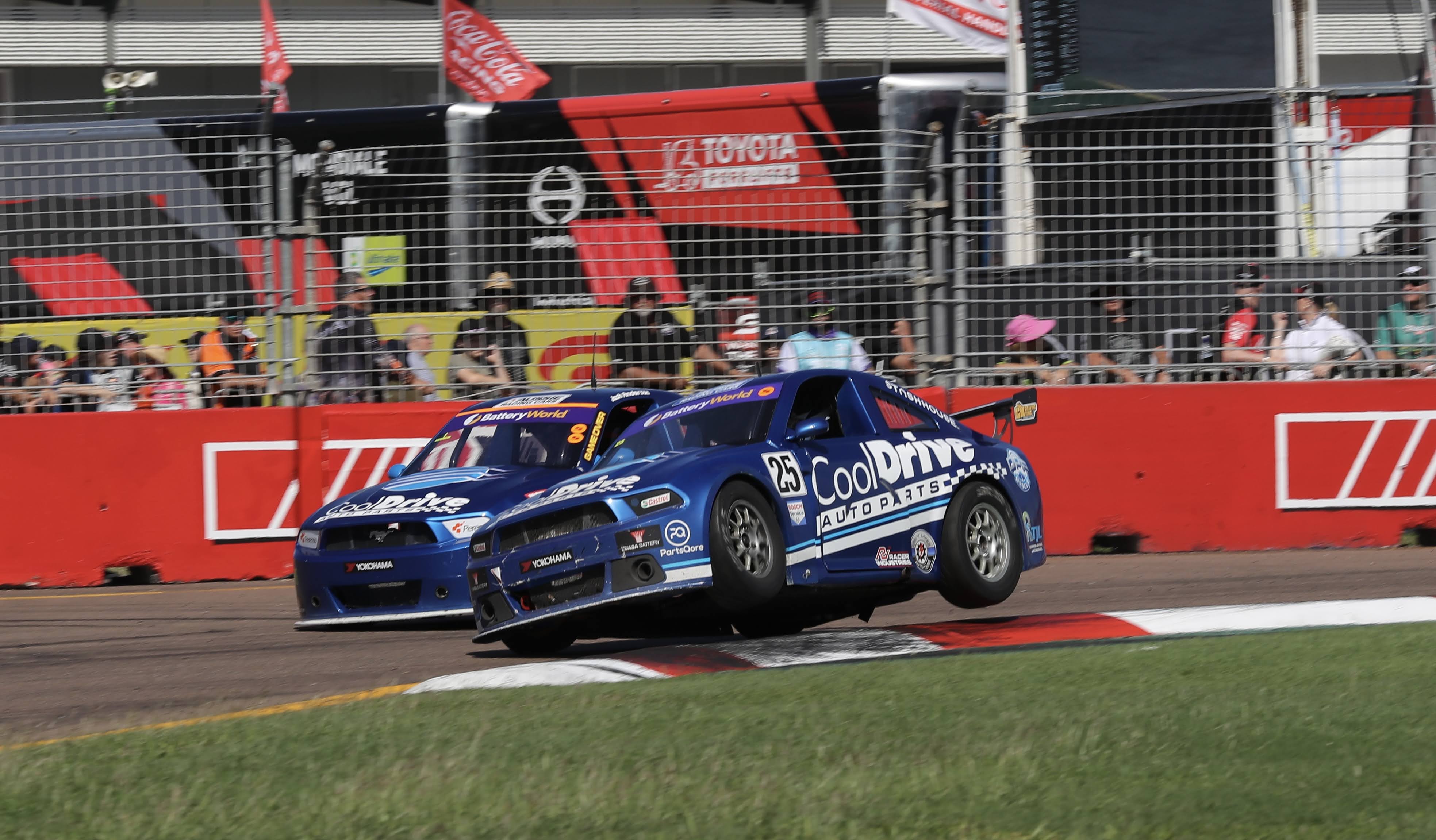 Battery World Aussie Racing Cars Championship : Reece Chapman leads ...