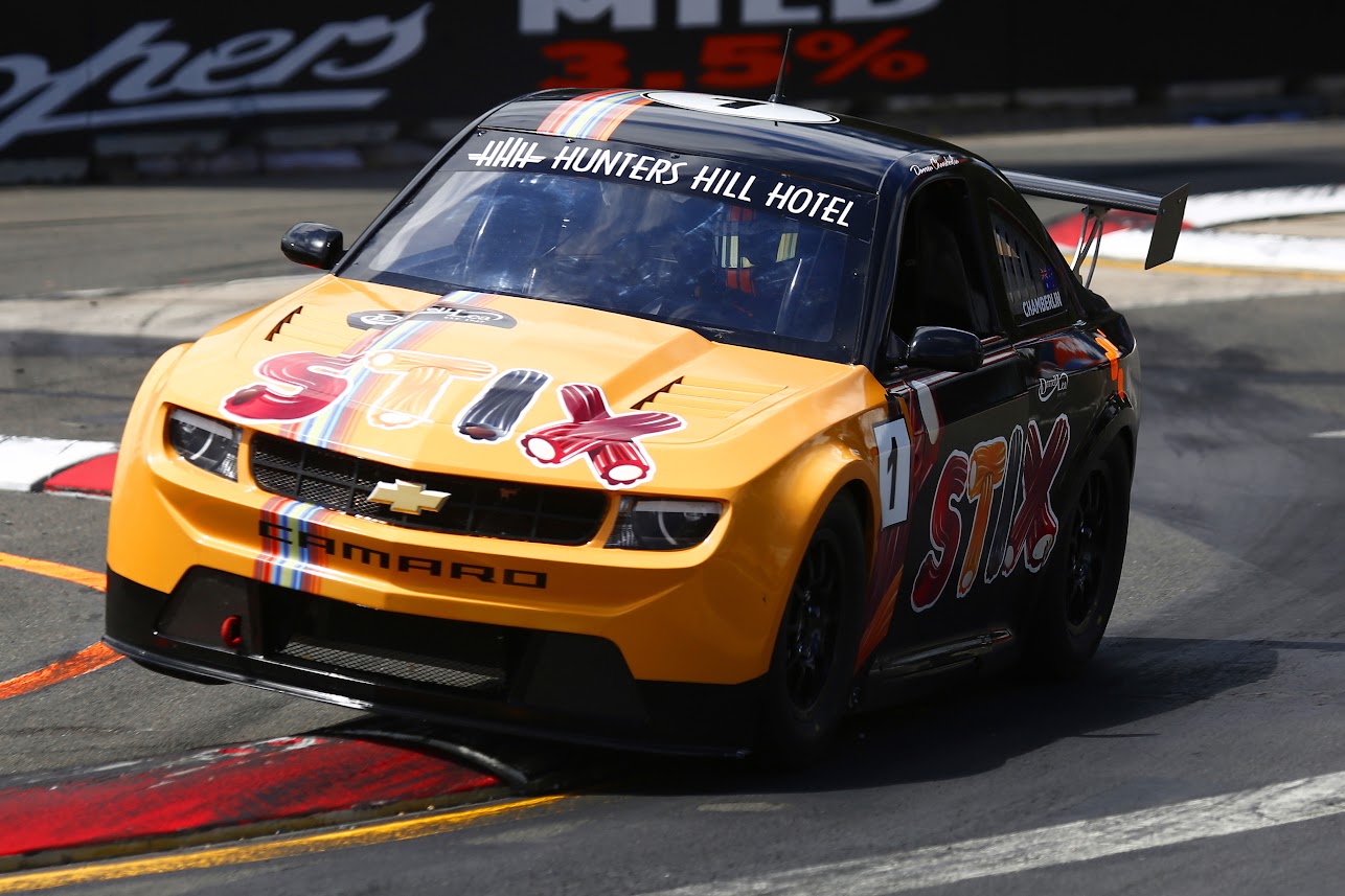 Battery World Aussie Racing Cars Championship : Darren Chamberlin ...