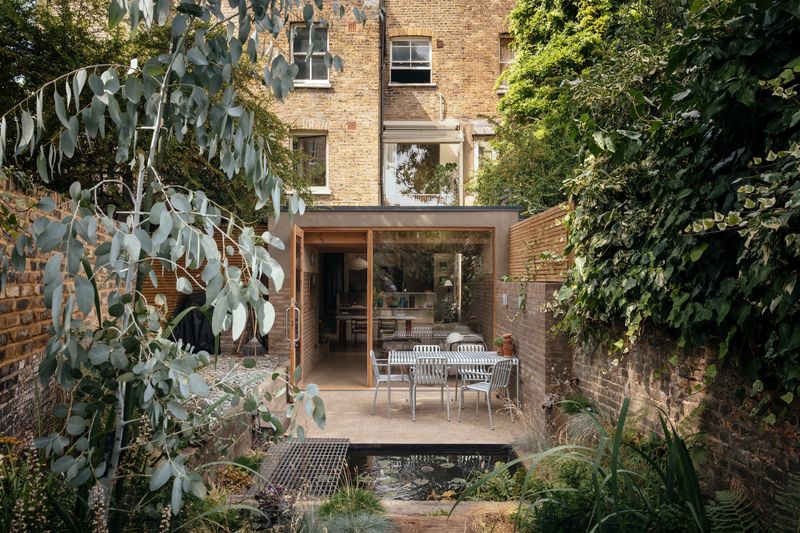 Walled Garden - nimtim architects - Designs in Detail - Featured project