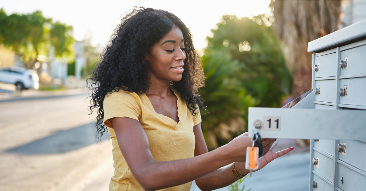 4 Direct Mail Tactics to Try This Summer