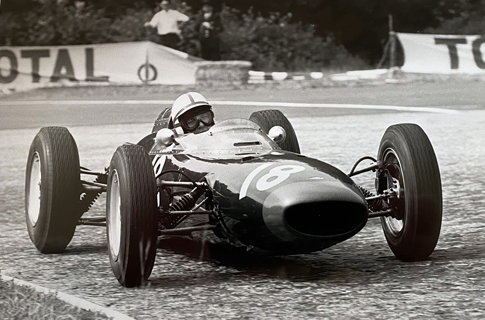 John Surtees in the Lola Mk4 at the French Grand Prix in 1962 | Photographs | SpeedSport Gallery