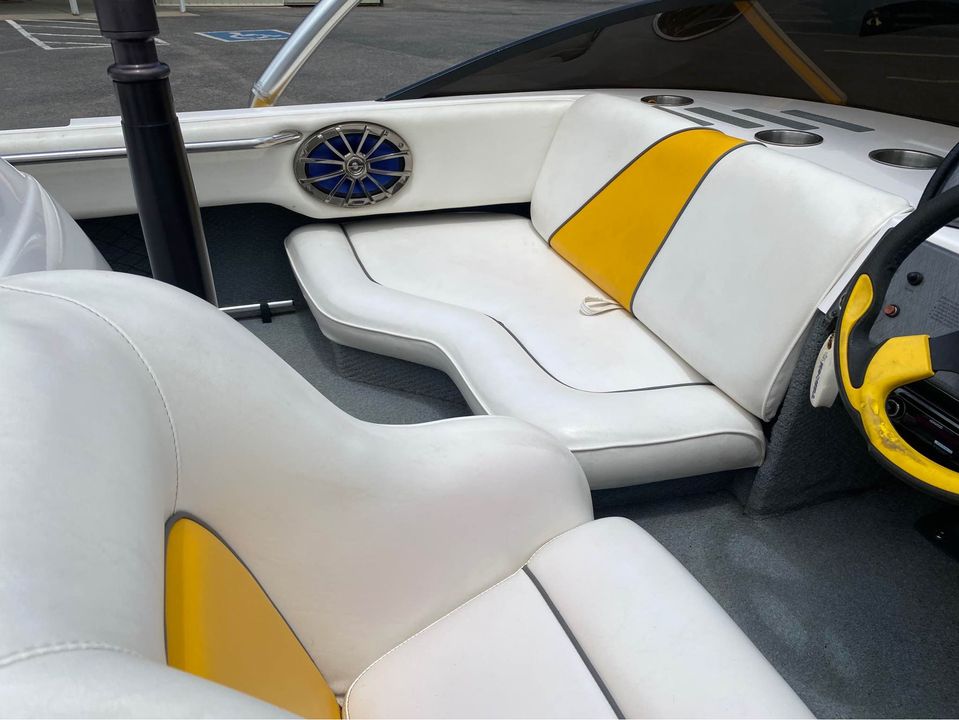 2000 Moomba Boomerang