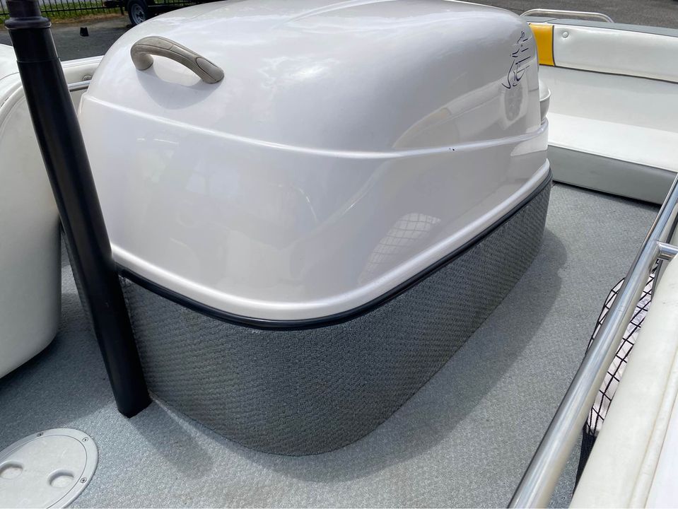 2000 Moomba Boomerang