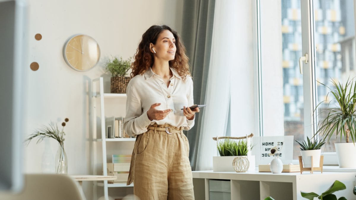 Research shows remote employees want you to check on them regularly