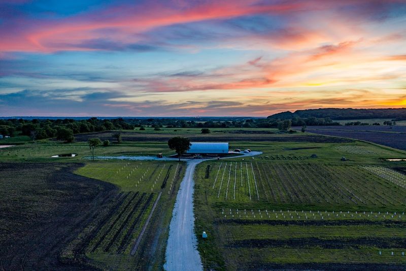 40+ Kansas Wineries | Kansas City Wine Road