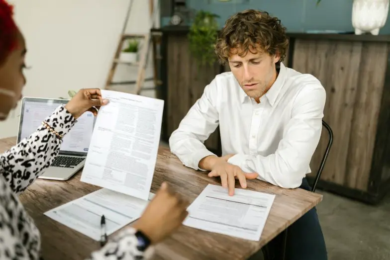 Comprendre les statuts, structure juridique de votre entreprise