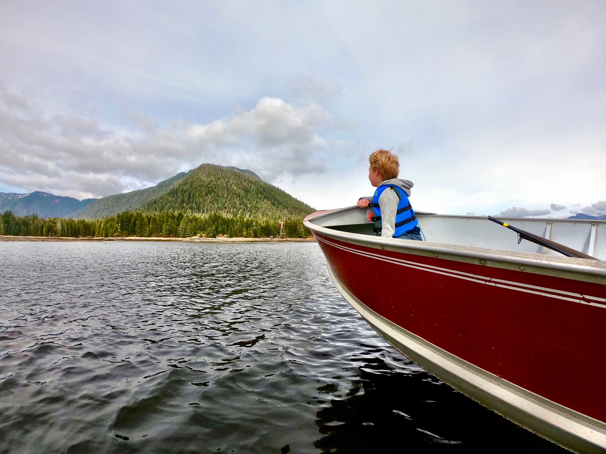Explore on a Skiff for Your Alaskan Vacation | Pybus Point Lodge