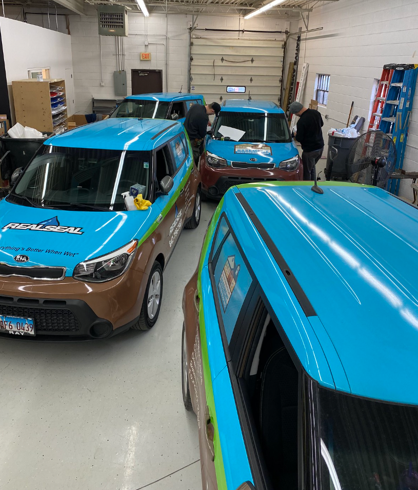 Vehicle Wraps and Graphics FAQ | Divine Signs | Schaumburg IL
