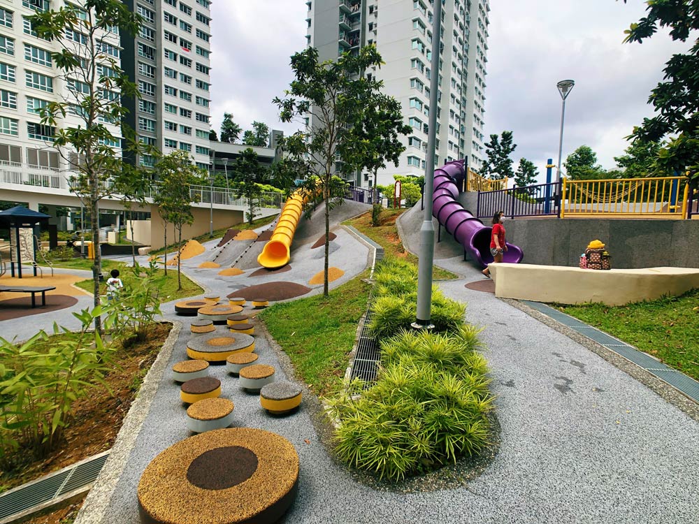 Toa Payoh Crest Playground - A playground in the heartlands with lots ...