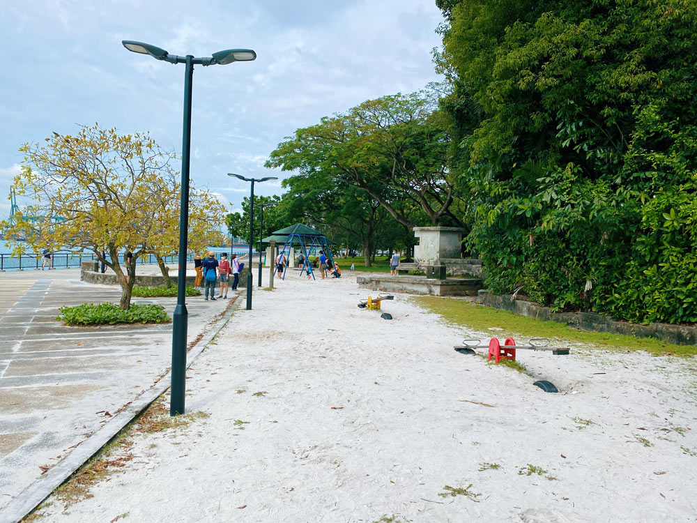 Labrador Park Playgrounds - With beautiful seaviews, lush greenery, and ...